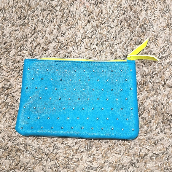 ipsy | Bags | Ipsy Blue Stud Makeup Bag Bundle And Save | Poshmark